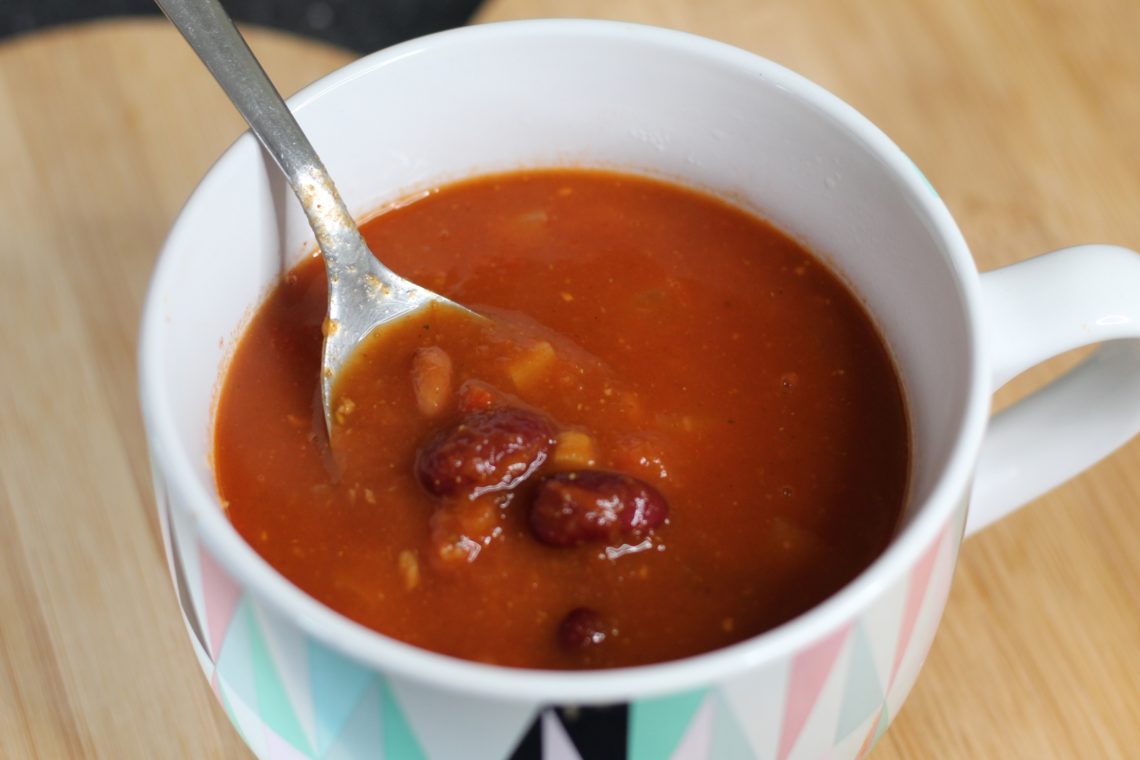 Mexican Chilli Bean Soup - Carly Bloggs